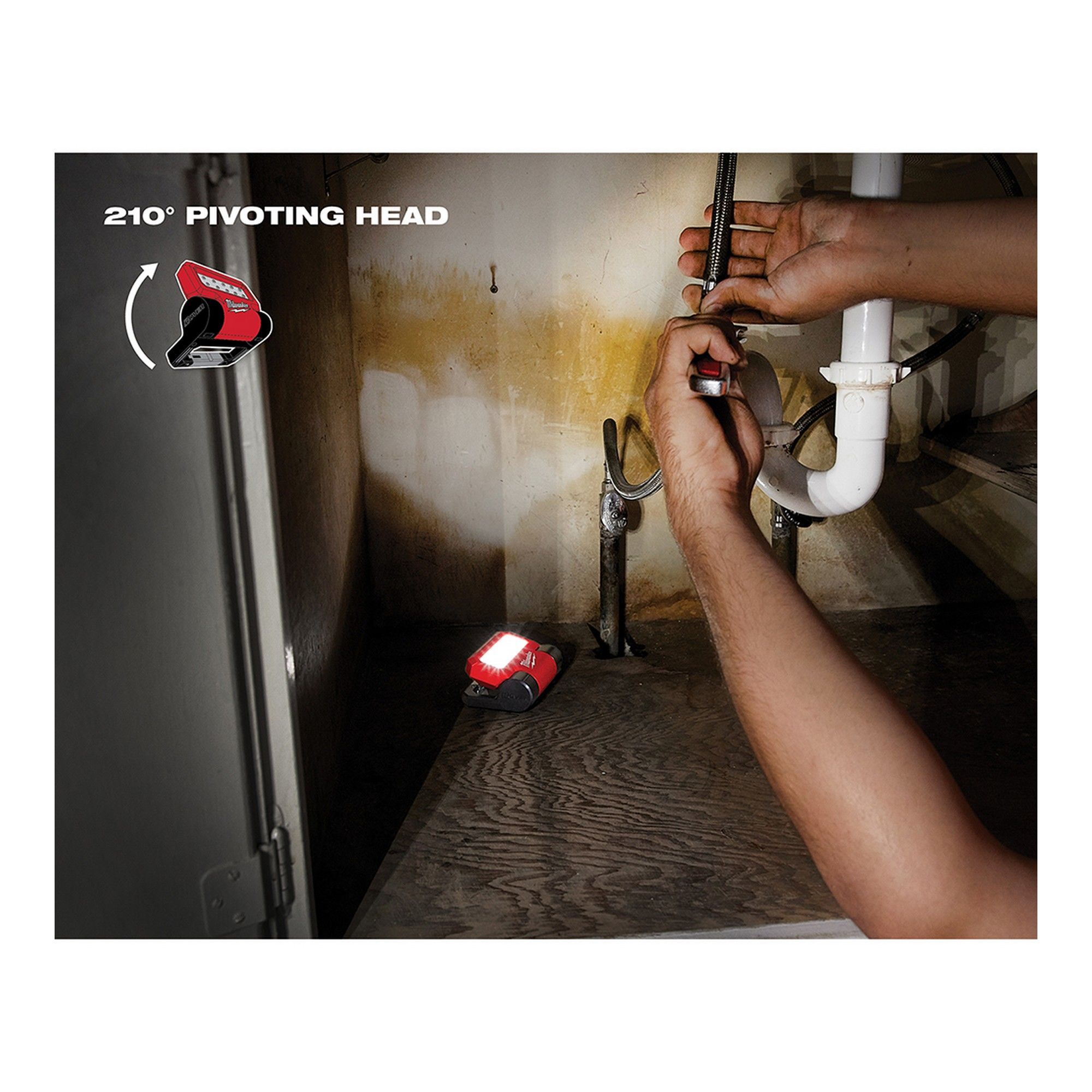 USB Rechargeable Pivoting LED Flood Light - 550 Lumens from MILWAUKEE | BMR