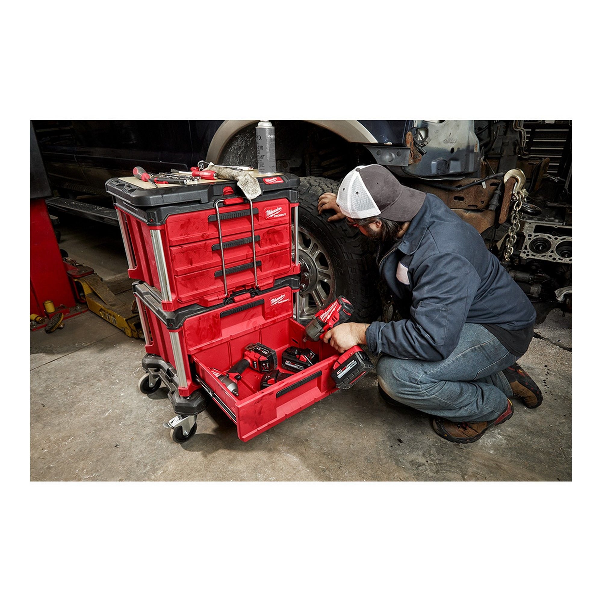 PACKOUT 2-Drawer Tool Box - 22" x 16" x 14" from MILWAUKEE | BMR