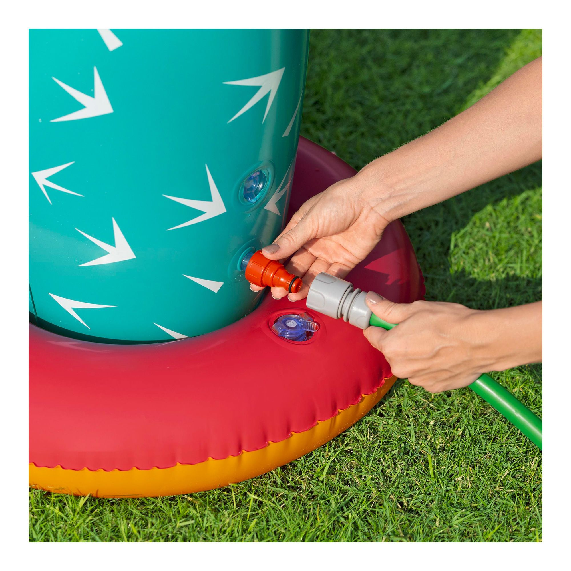 Sprinkler Cactus Oasis - 29" x 22" x 41" from BESTWAY | BMR