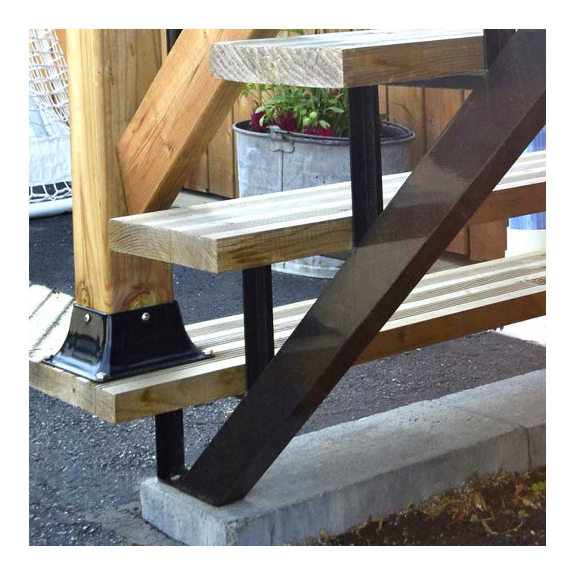 Stair Riser - 3 Steps - 30" - Black from PRODUITS PYLEX | BMR
